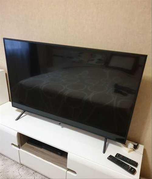 Телевизор Samsung UE55RU7100