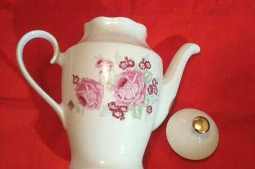 Старинный заварочный чайник Рига Розы
