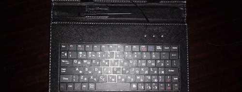 Чехол клавиатура на планшет