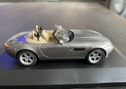 Модель BMW Z8 1:43