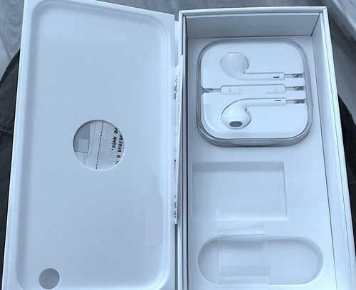 Коробка с наушниками оригинал iPhone 6 Silver 64