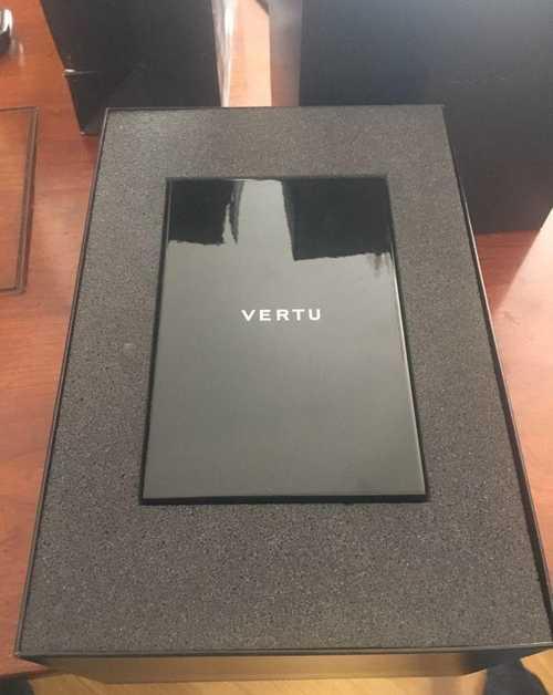 Vertu constellation Satin Black
