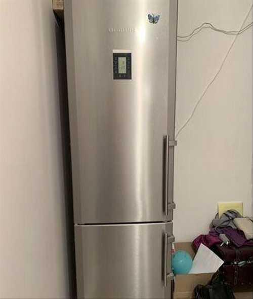 Холодильник Liebherr Холодильник Liebherr CBNes 39