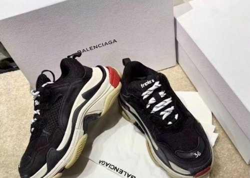 Кроссовки Balenciaga Triple S новые