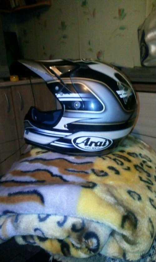 Шлем для мотокросса Arai