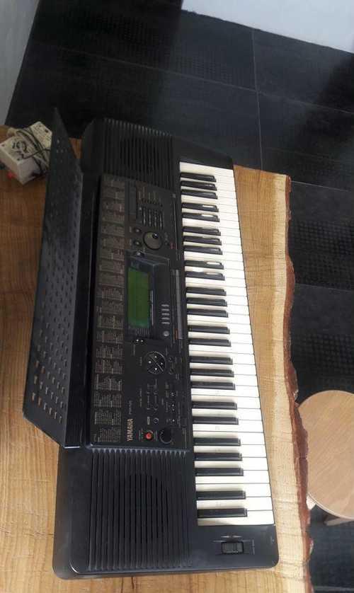 Yamaha PSR-520