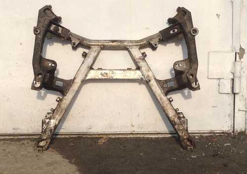 Балка подмоторная для бмв е39 дв.м52 54