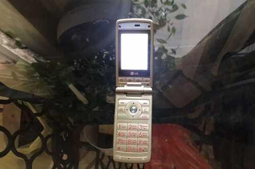 Телефон LG kf 300