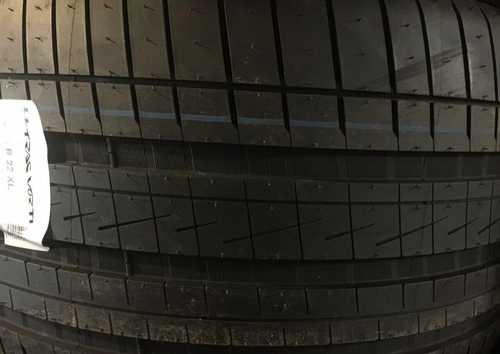 Vredestein Ultrac Vorti 245/30 R20 90Y