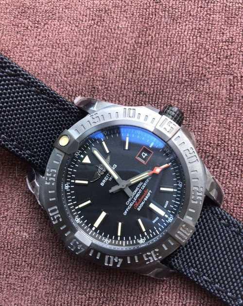 Breitling Avenger Blackbird 44