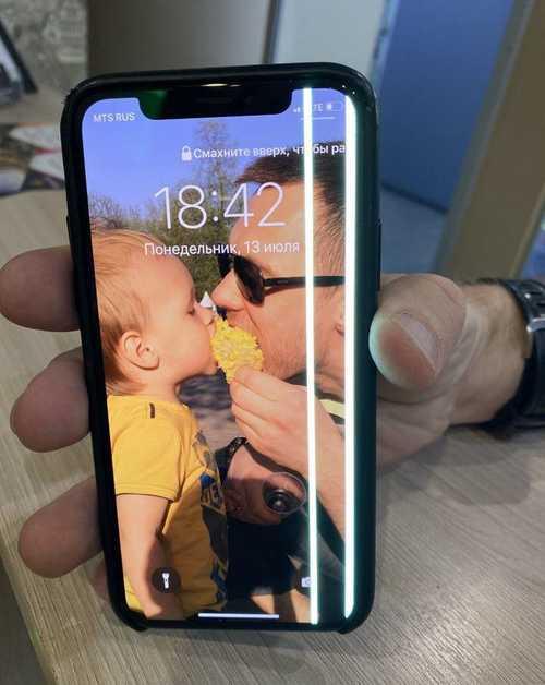 Дисплей iPhone X с битой матрицей