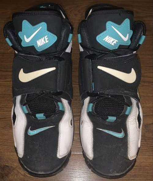 Nike air barrage