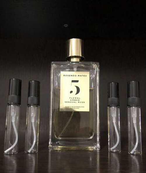 Rosendo Mateu N 5 Floral, Amber, Sensual Musk