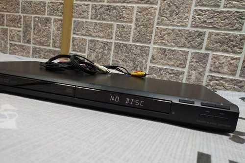 DVD player Sony DVP-NS36 работает отлично с пульто