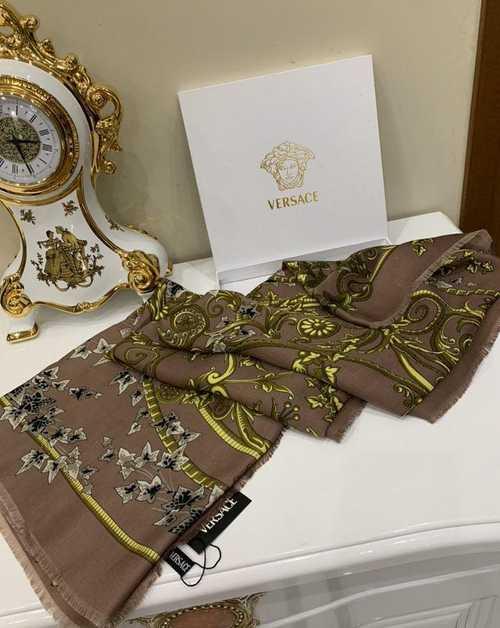 Платок Versace новый