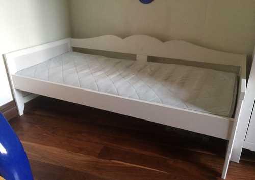 Кровать детская Hensvik (IKEA) с матрасом