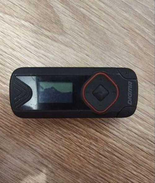 MP3 плеер Digma R3 черный