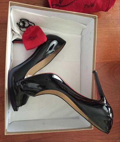 Туфли Christian Louboutin