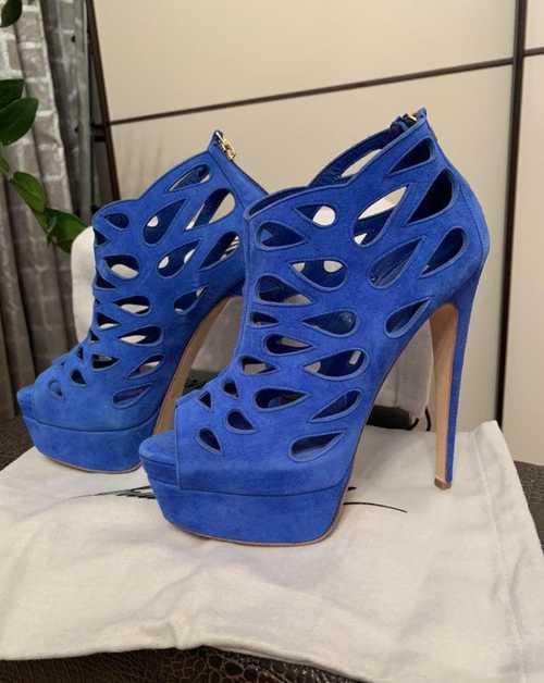 Туфли Brian Atwood