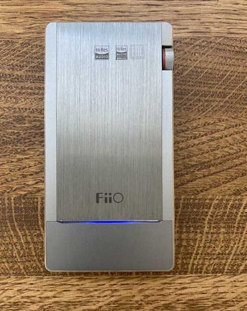 Портативный усилитель Fiio Q5s