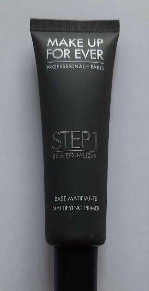 Make Up For Ever Mattifying Primer и Highlighter 3