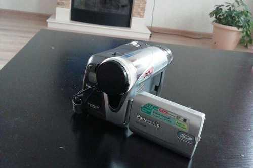 Цифровая видеокамера Panasonic NV-GS35