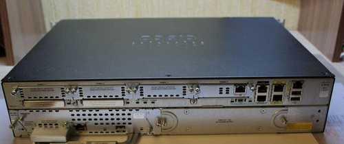 Cisco 2911/k9 v04