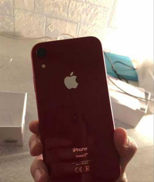 Телефон iPhone XR 64 RED