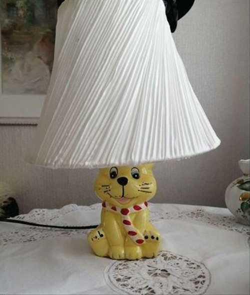 Лампа настольная детская