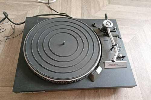 Проигрыватель винила Technics SL-23