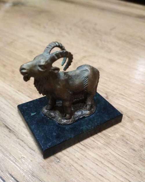 Статуэтка бронзовая коза