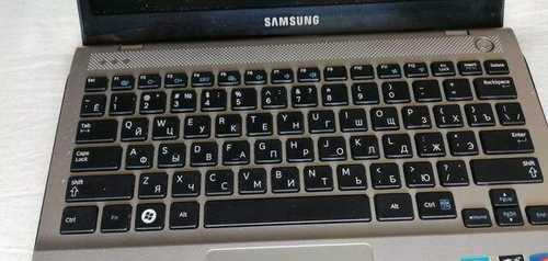Ноутбук Samsung NP305U1A, 11,6" (нерабочий)