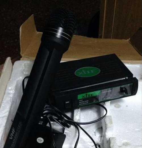 Микрофон вокальн радио Xite HV1102A Pro в коробке