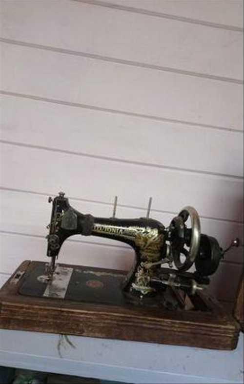 Швейная машинка teutonia