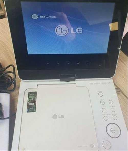Портативный видеопроигрыватель LG DP375R