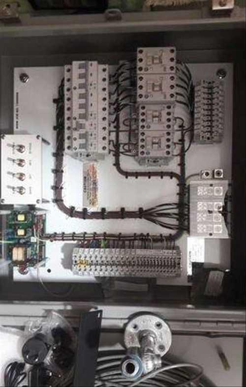 Распределительный щиток Wiegmann серии N 4 новый
