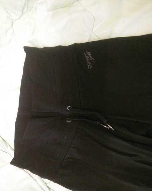 Спортивные брюки на девочку 150 см