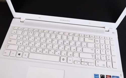 Ноутбук SAMSUNG NP370R5E-S06RU 15.6"(1366x768)