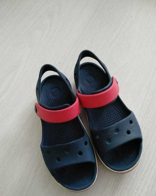 Сандали crocs