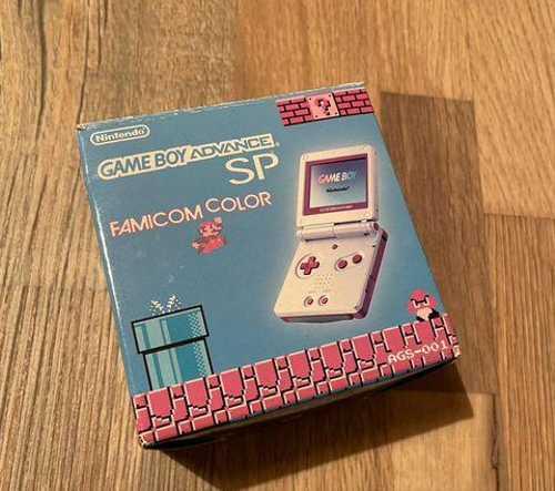 Game Boy Advance SP Famicom Color Edition