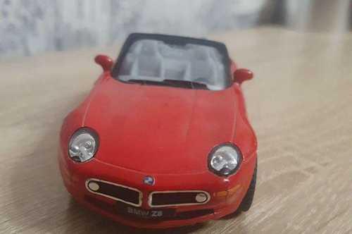 Коллекционная машина kinsmart bmw z8