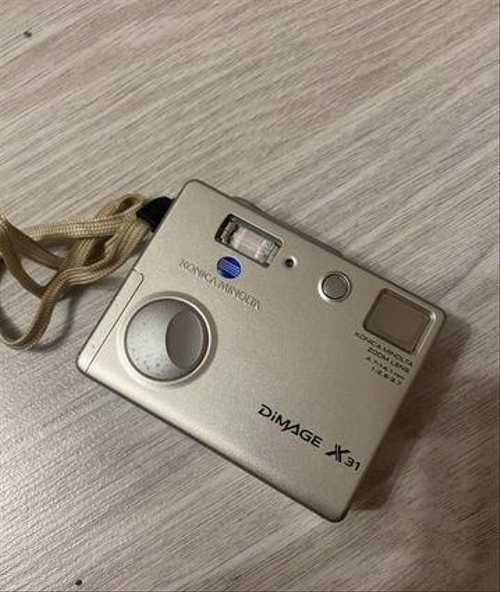 Компактный фотоаппарат konica minola