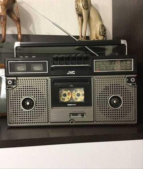 Кассетная магнитола JVC RC 717W 1970 е