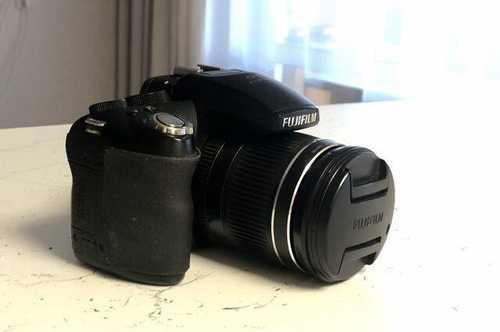 Отличный фотоаппарат Fujifilm FinePix HS10