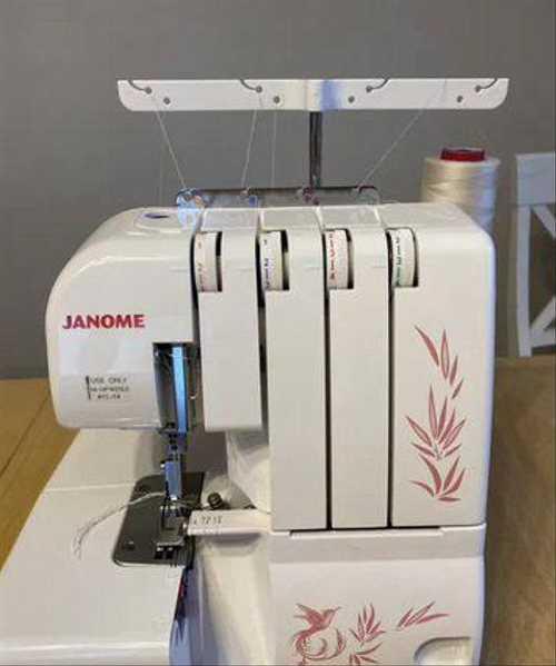 Оверлок Janome T-90D