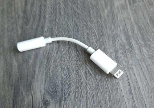 Переходник Apple lightning-mini jack 3.5