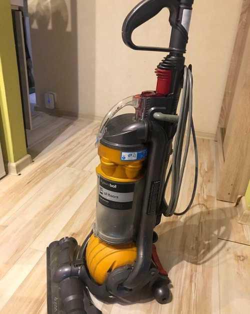 Пылесос Dyson 24 dc