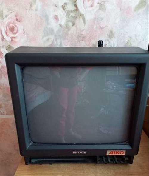 Телевизор черно белый