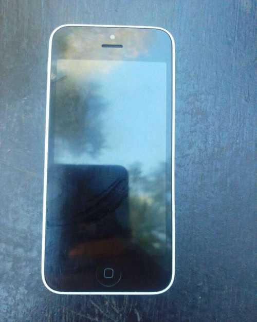 Телефон iPhone 5c 16gb