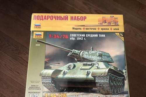 Модель zvezda танк Т-34/76 образца 1942г